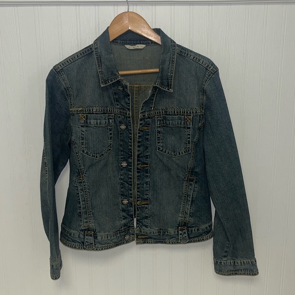 CAbi | Jackets & Coats | Cabi Jean Jacket Blue Denim Button Front ...
